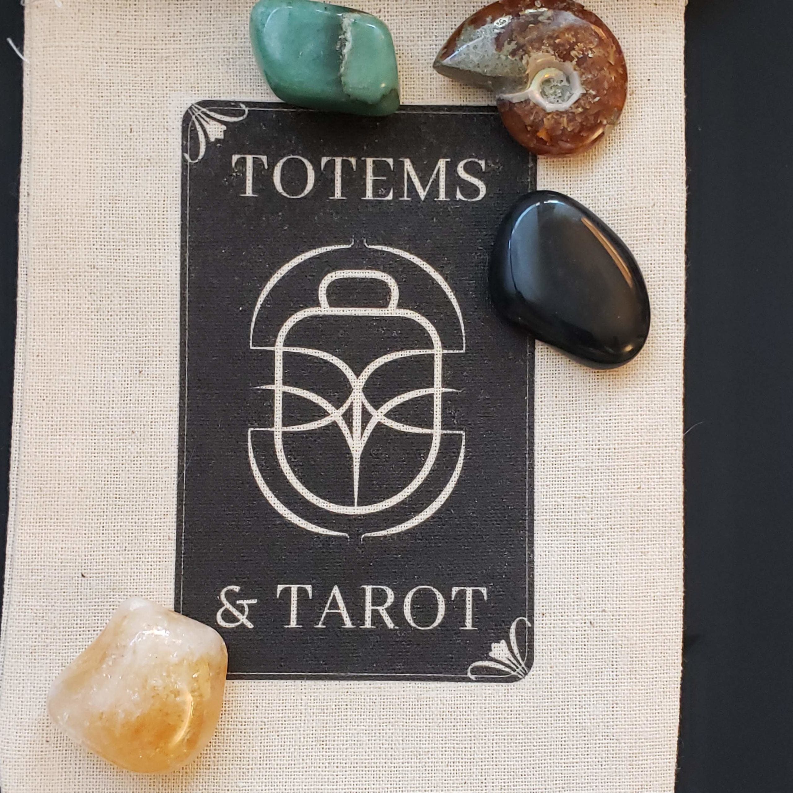 Prosperity Gemstone Bundle – Totems and Tarot